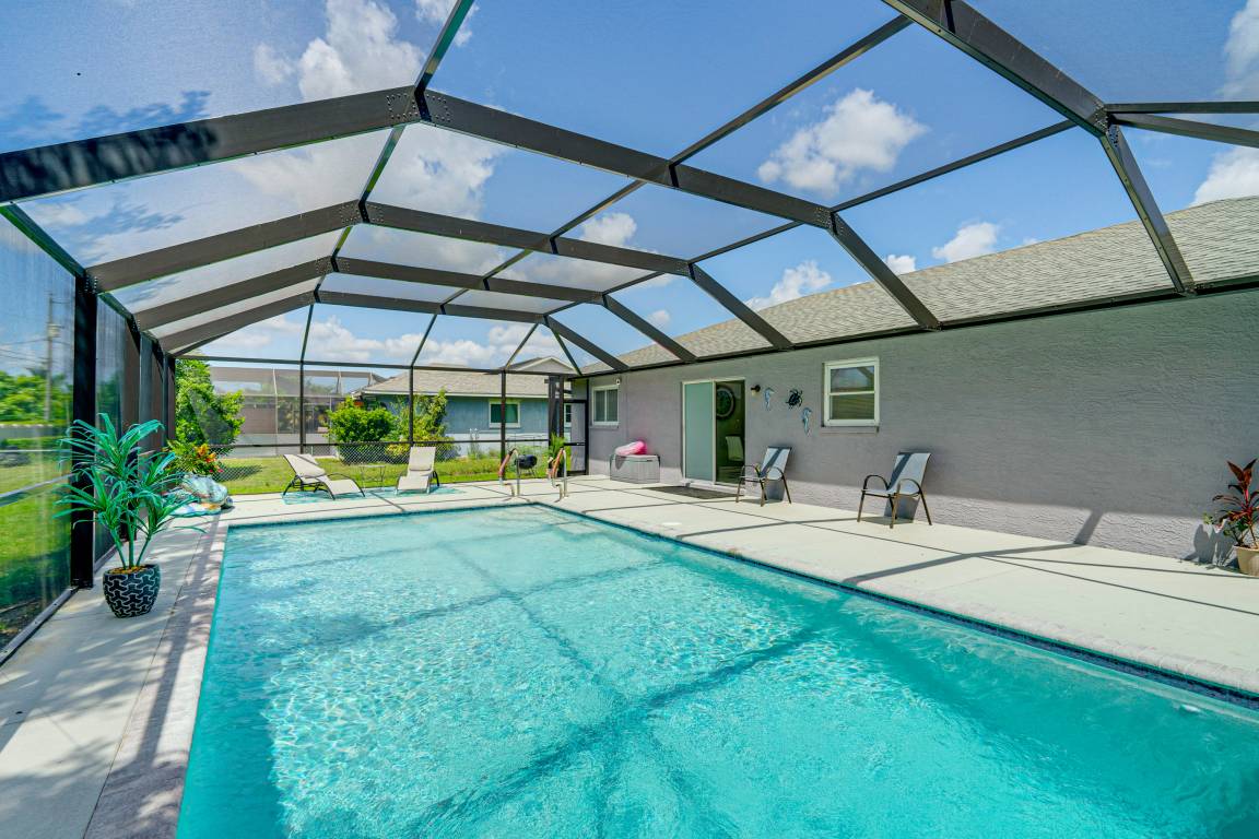 119 M² House ∙ 3 Bedrooms ∙ 6 Guests - Cape Coral, FL