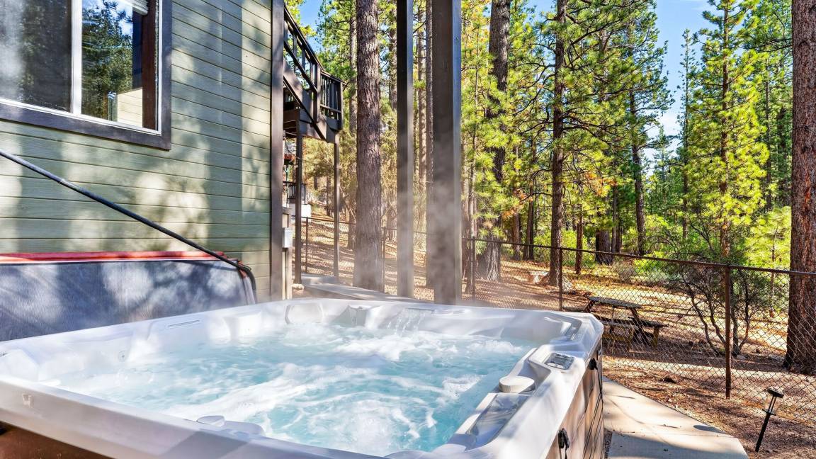 241 M² House ∙ 5 Bedrooms ∙ 12 Guests - Big Bear Lake, CA