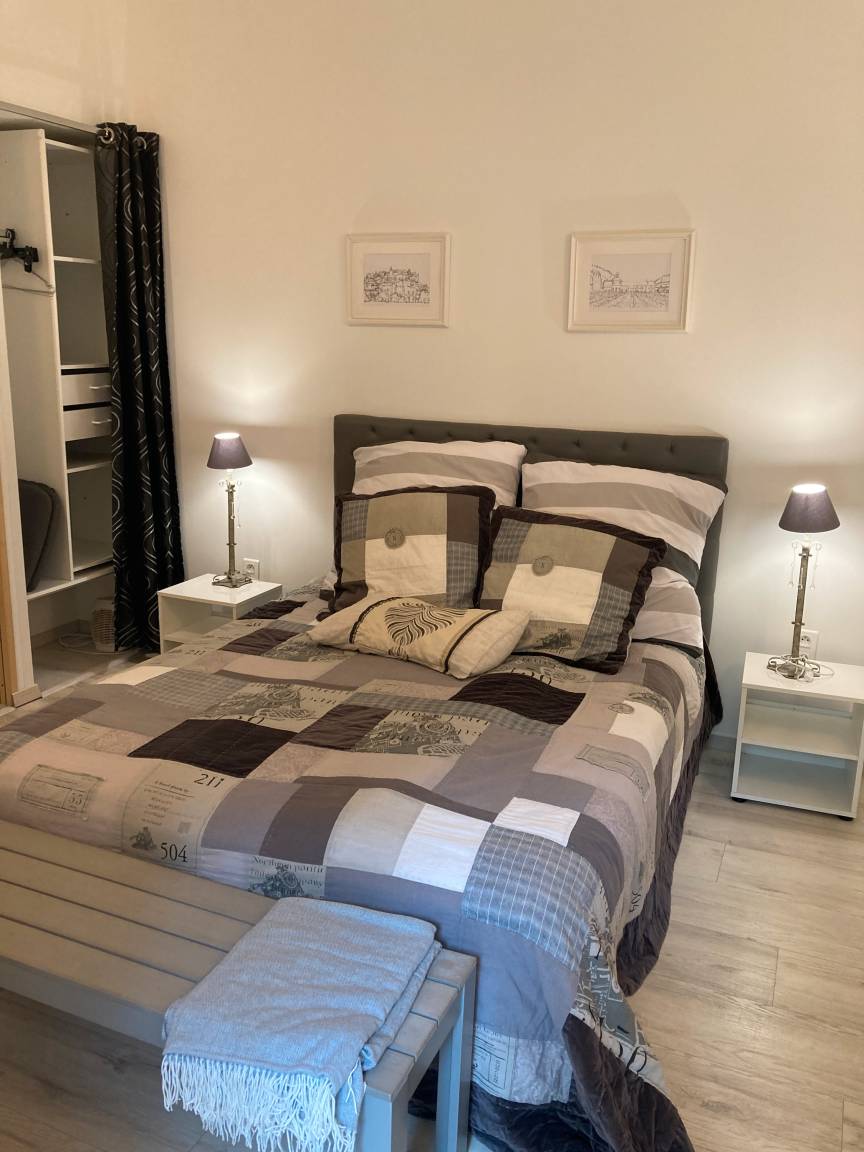 21 M² Chambre D'hôtes ∙ 1 Chambre ∙ 2 Personnes - Lambesc