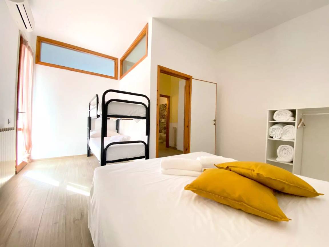 Mobilheim ∙ 1 Schlafzimmer ∙ 6 Gäste - Marken