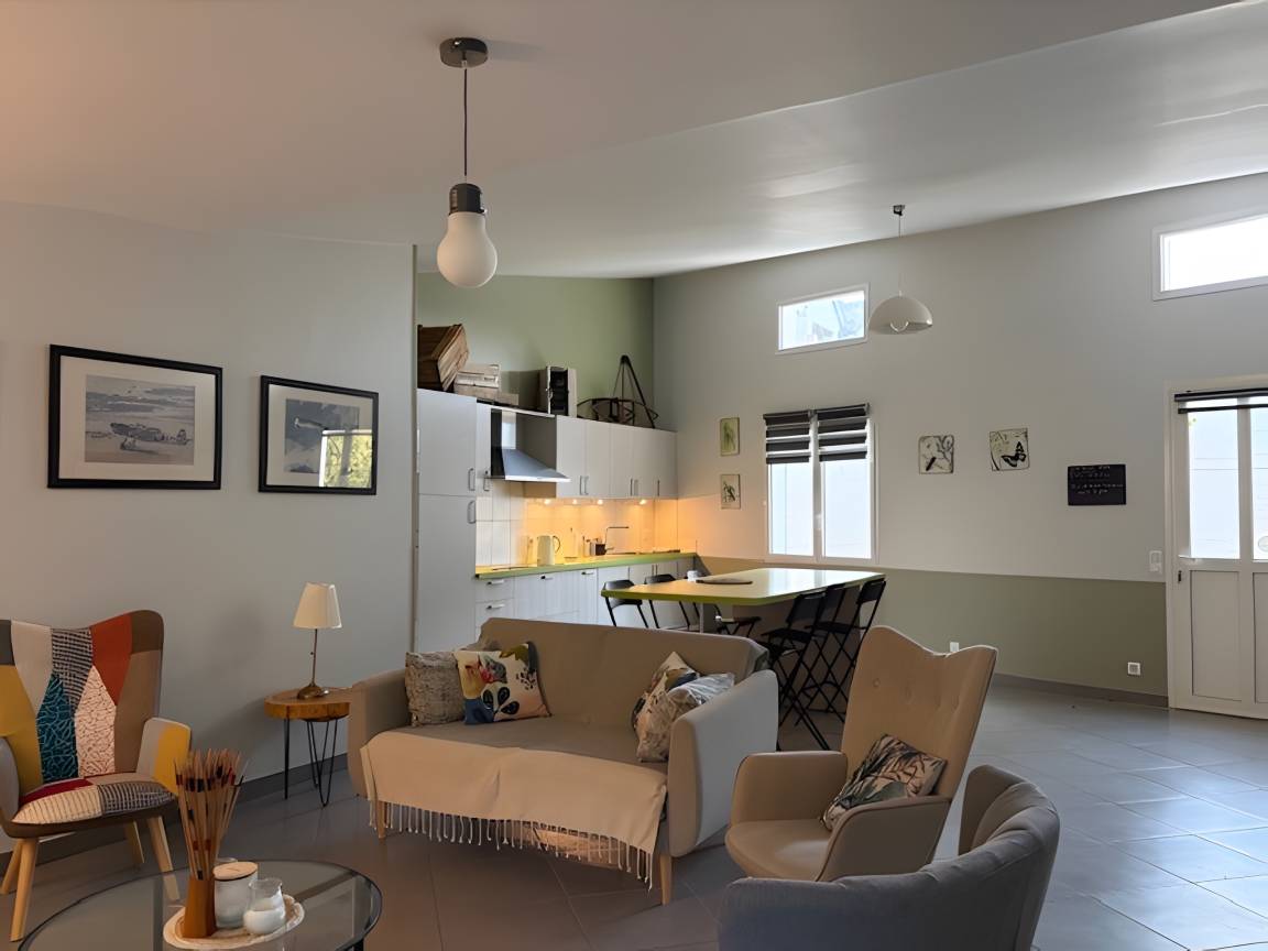 90 M² Maison De Vacances ∙ 2 Chambres ∙ 4 Personnes - Mantes-la-Jolie