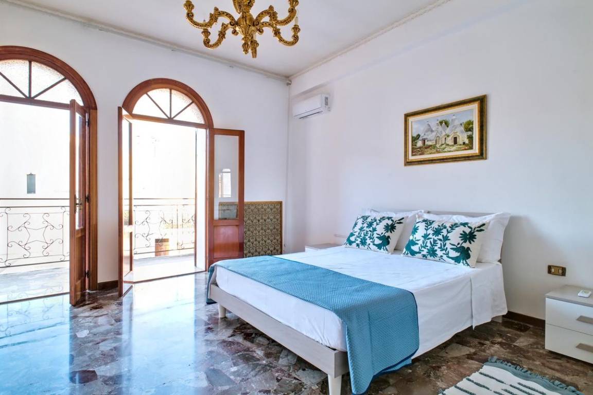 240 M² Appartamento Vacanza ∙ 4 Camere Da Letto ∙ 11 Ospiti - Manduria