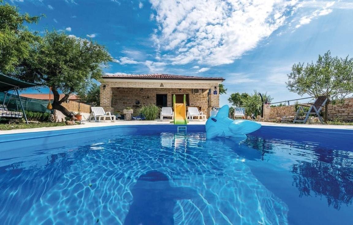 110 M² Villa ∙ 3 Habitaciones ∙ 8 Huéspedes - Murter