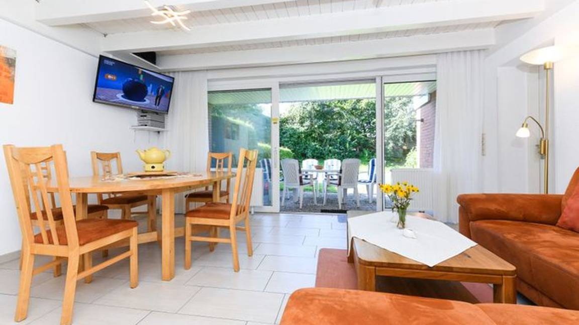 75 M² Ferienhaus ∙ 3 Schlafzimmer ∙ 5 Gäste - Bensersiel