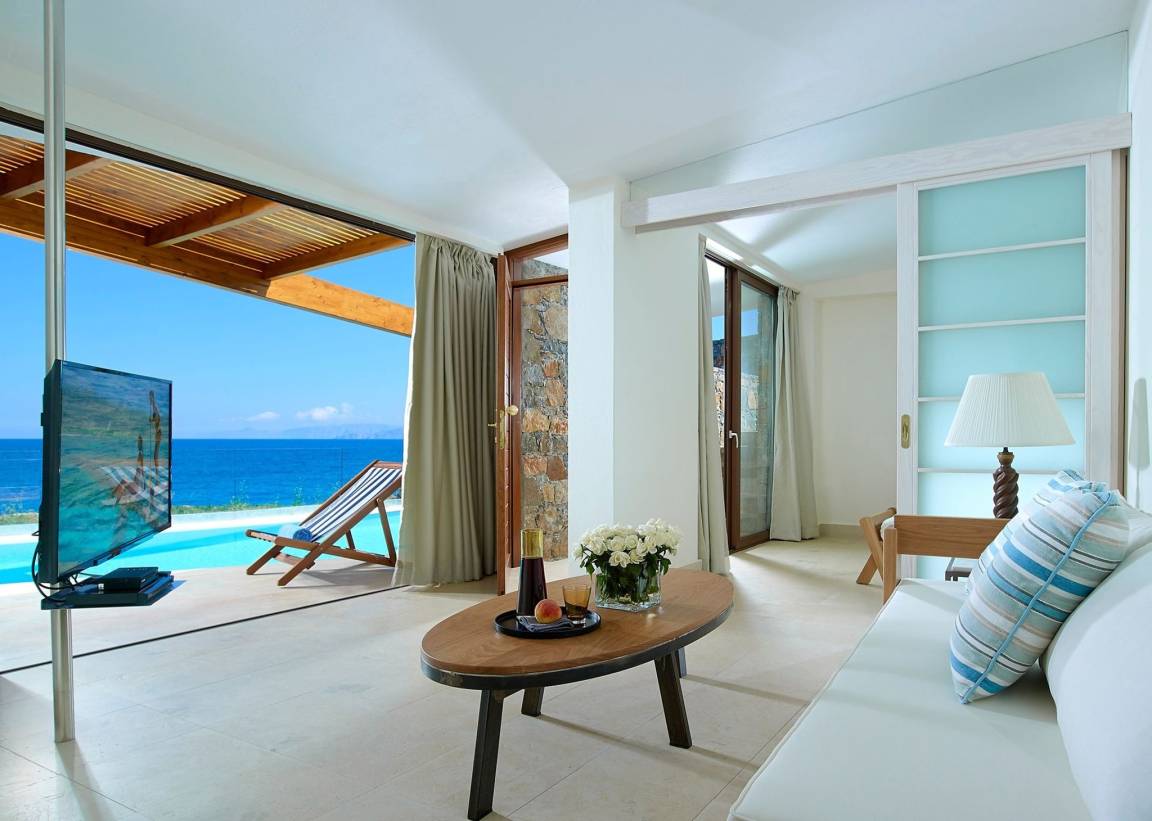 Villa ∙ 2 Bedrooms ∙ 6 Guests - Agios Nikolaos