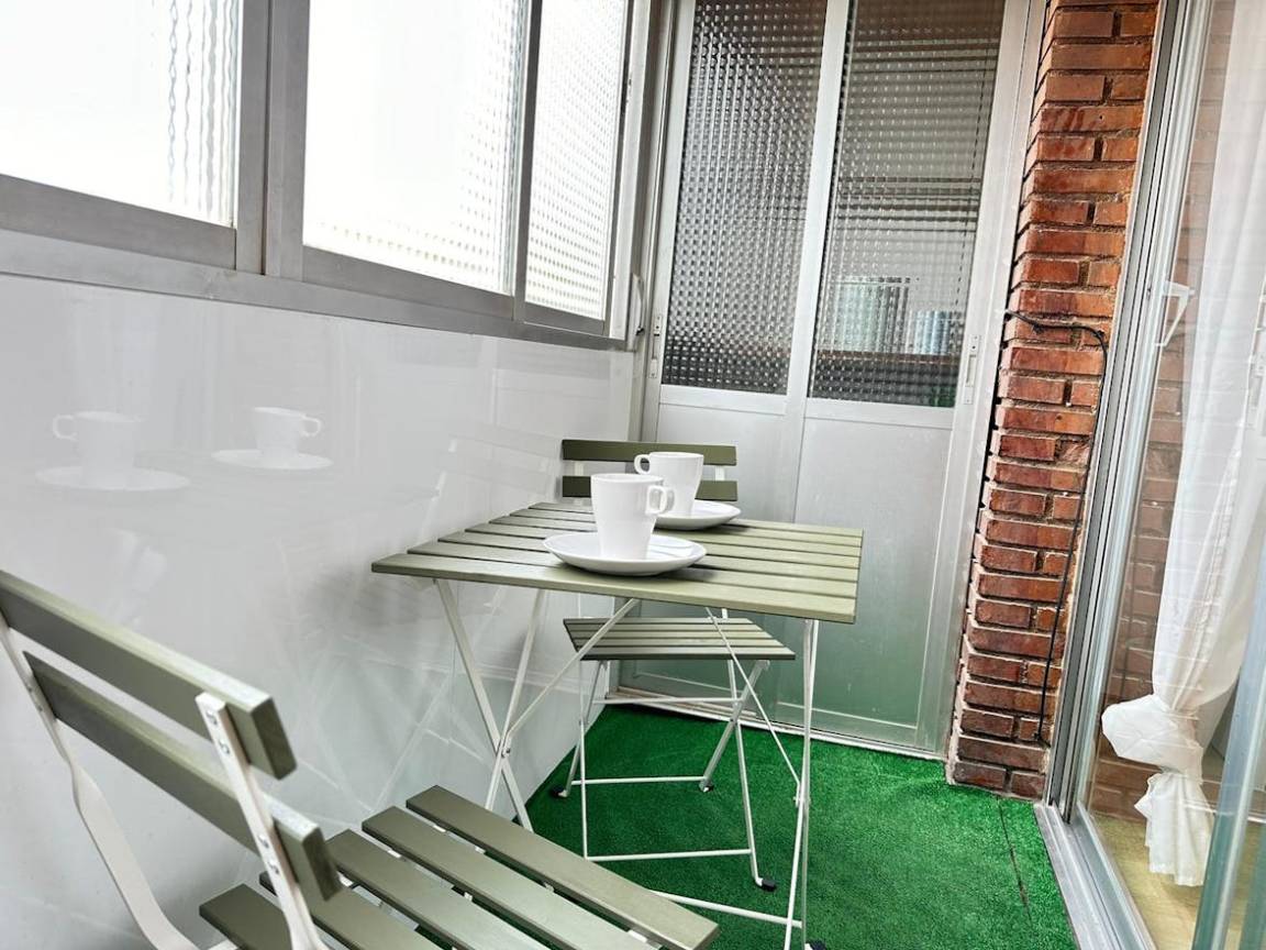 80 M² Private Room ∙ 1 Bedroom ∙ 2 Guests - Alcalá de Henares