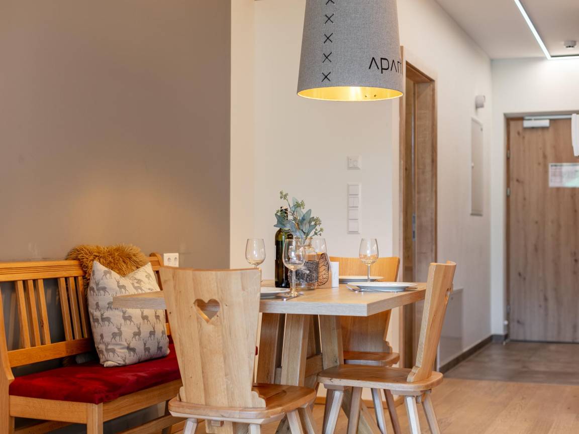 64 M² Ferienwohnung ∙ 2 Schlafzimmer ∙ 6 Gäste - Haus