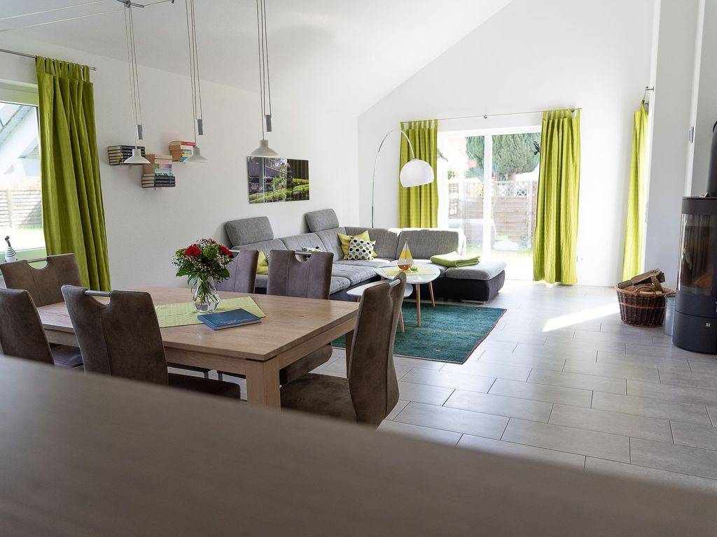 80 M² Bungalow ∙ 2 Schlafzimmer ∙ 4 Gäste - Müritz