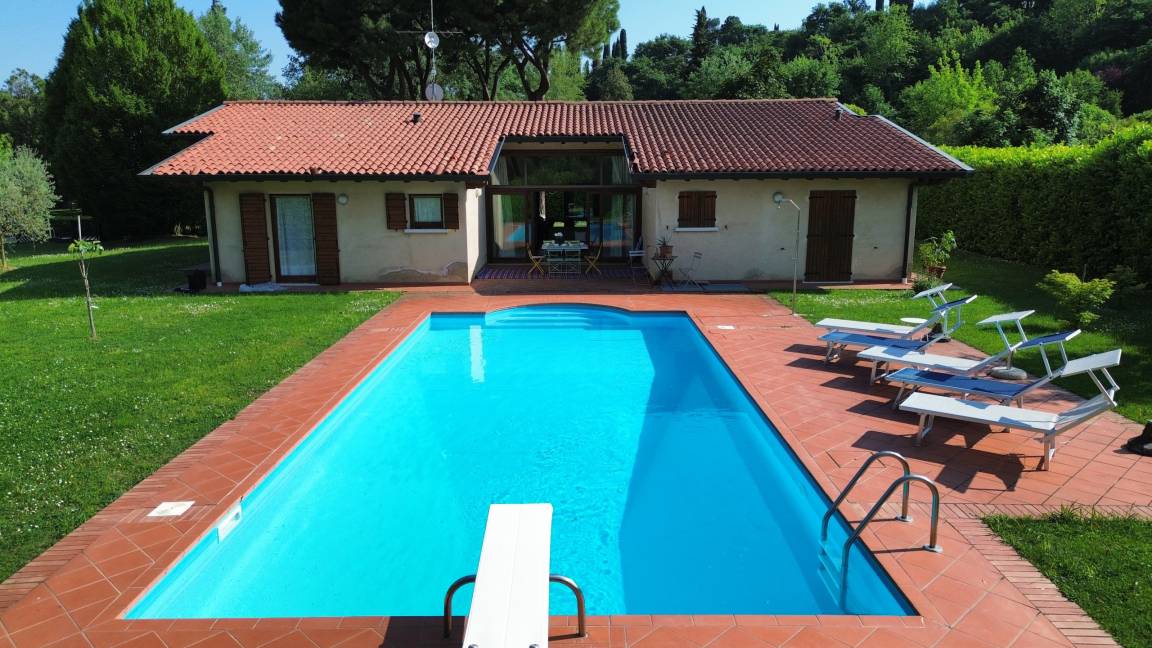 250 M² Villa ∙ 4 Camere Da Letto ∙ 8 Ospiti - Toscolano Maderno