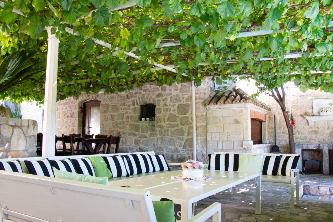 43 M² Ferienhaus ∙ 2 Schlafzimmer ∙ 4 Gäste - Lumbarda