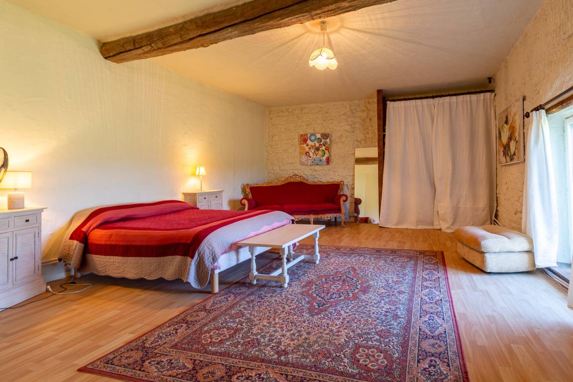 90 M² Appartement ∙ 2 Chambres ∙ 4 Personnes - Montélimar