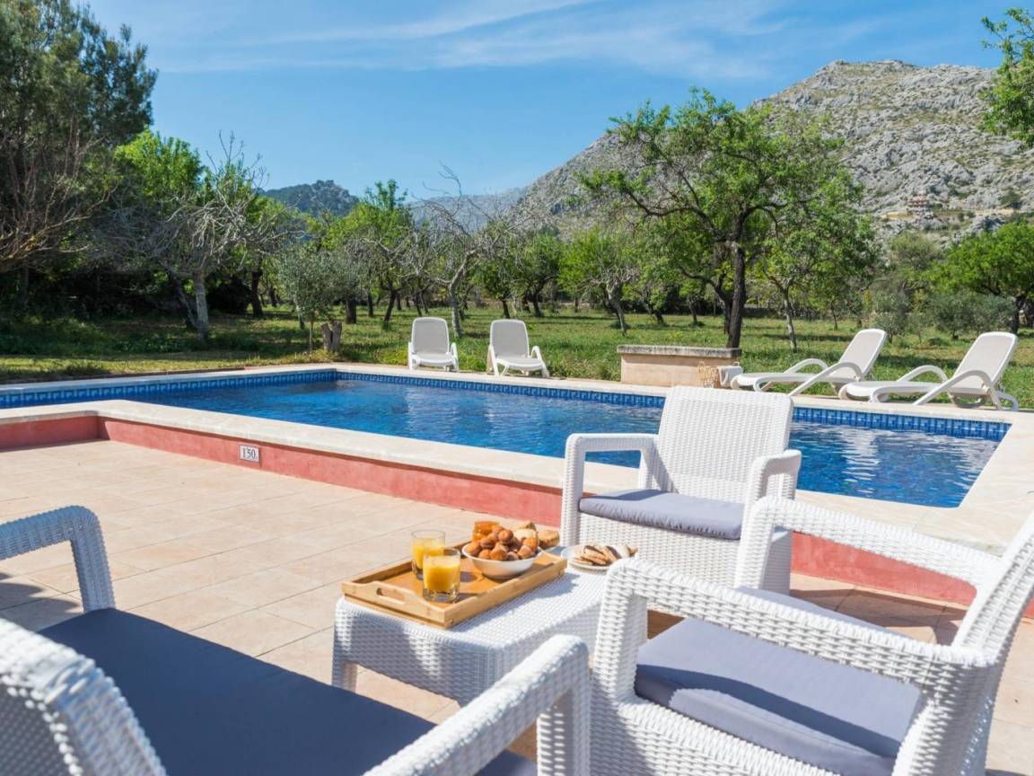 100 M² Villa ∙ 2 Bedrooms ∙ 4 Guests - Pollença