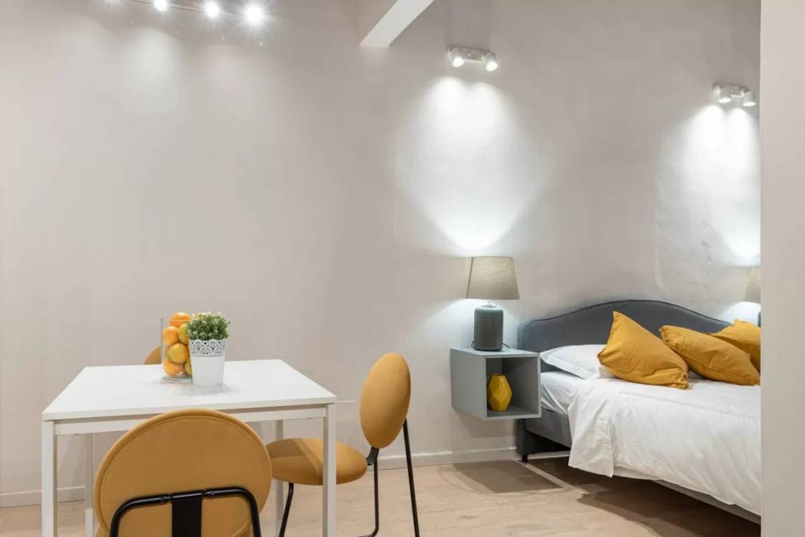 35 M² Appartamento Vacanza ∙ 1 Camera Da Letto ∙ 2 Ospiti - Firenze
