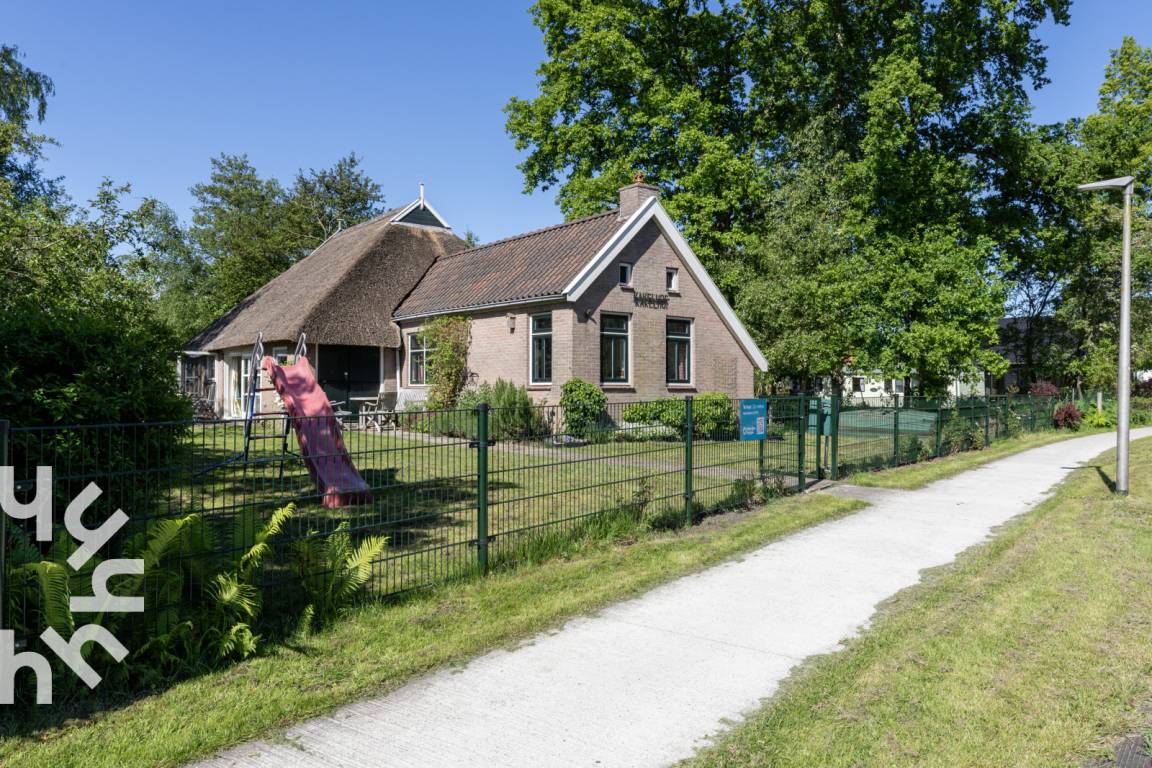 100 M² House ∙ 3 Bedrooms ∙ 6 Guests - Emmeloord