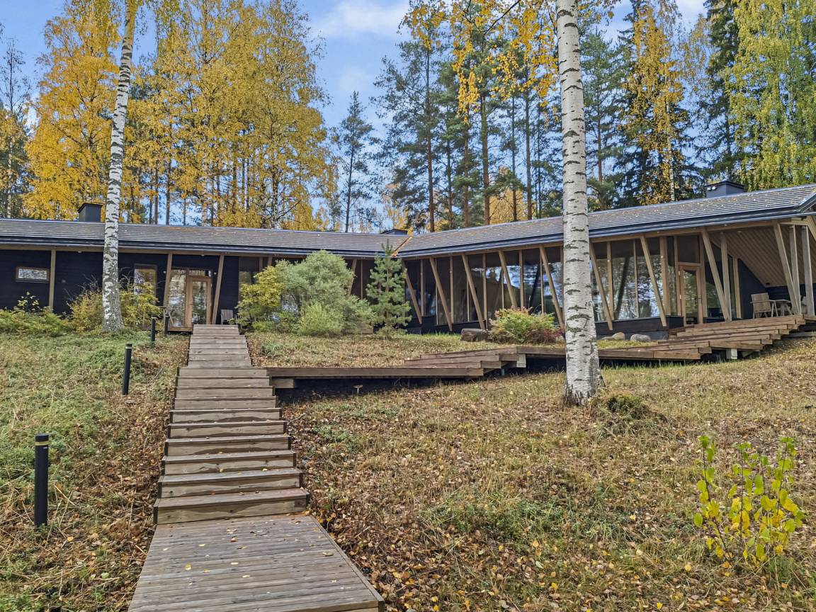 133 M² Talo ∙ 3 Makuuhuonetta ∙ 6 Vierasta - Anttola