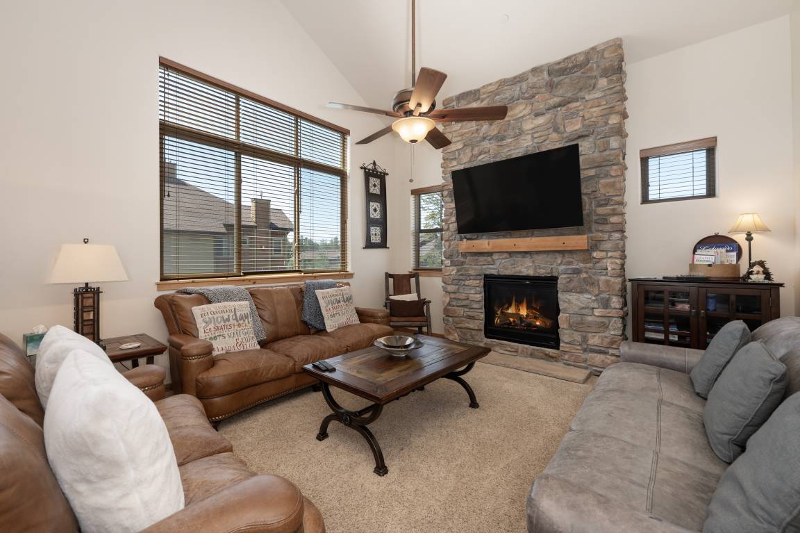 Condo ∙ 2 Bedrooms ∙ 6 Guests - Winter Park, CO