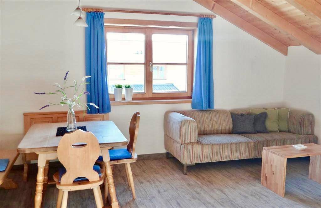 79 M² Apartment ∙ 2 Bedrooms ∙ 5 Guests - Immenstadt