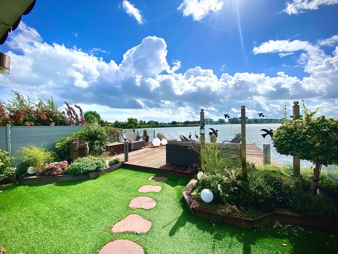 120 M² House ∙ 2 Bedrooms ∙ 4 Guests - Enkhuizen