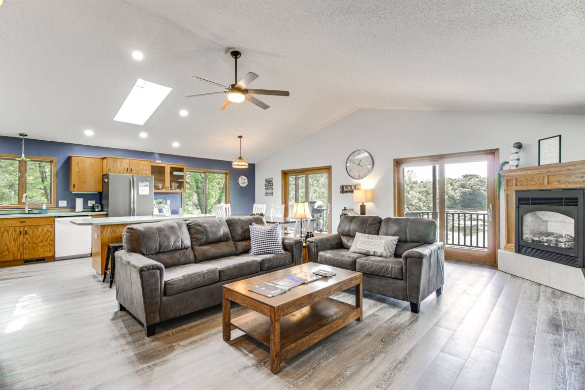 145 M² House ∙ 3 Bedrooms ∙ 12 Guests - Sibley State Park, New London