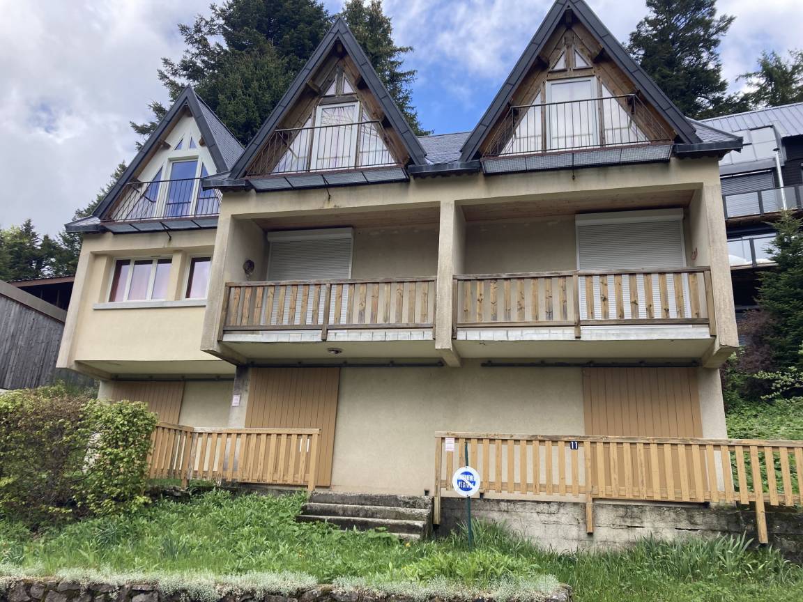 68 M² Apartment ∙ 3 Bedrooms ∙ 8 Guests - Cantal