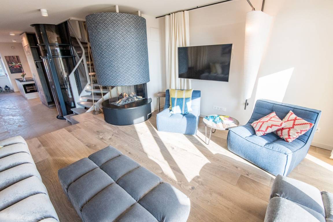 223 M² Huis ∙ 4 Slaapkamers ∙ 8 Gasten - List