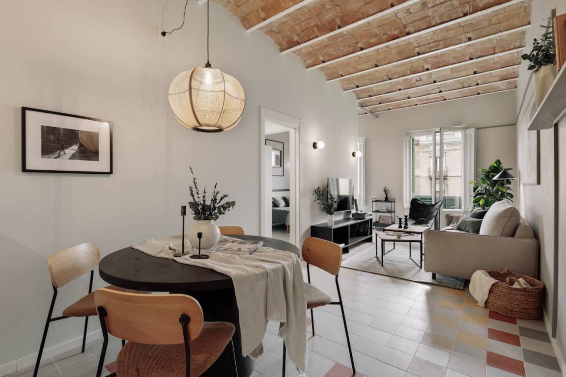 76 M² Appartement ∙ 2 Chambres ∙ 4 Personnes - Barcelone