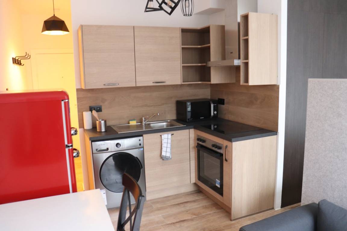 32 M² Appartement ∙ 2 Personnes - Schaerbeek