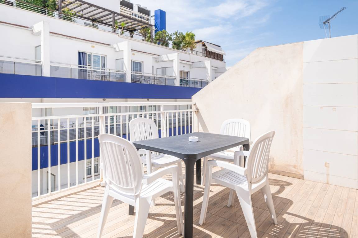 65 M² Aparthotel ∙ 2 Bedrooms ∙ 5 Guests - Benidorm