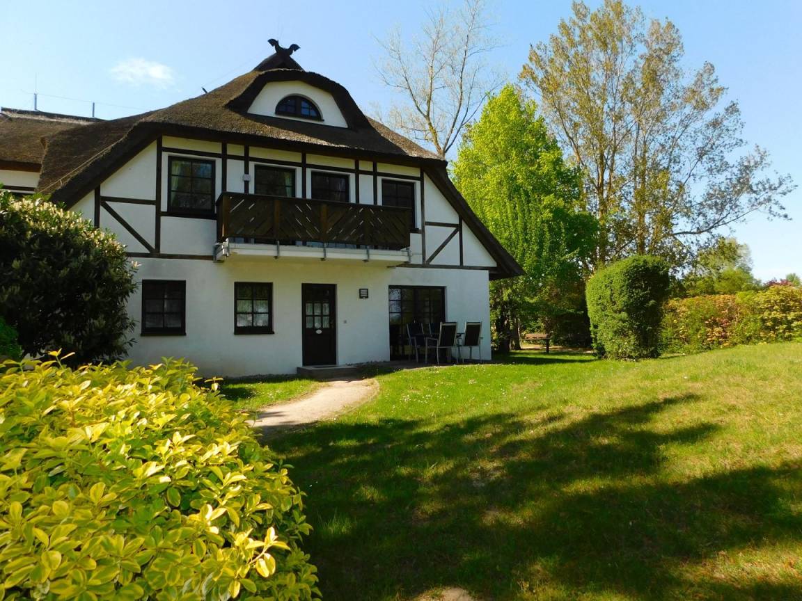44 M² Ferienwohnung ∙ 1 Schlafzimmer ∙ 3 Gäste - Ahrenshoop