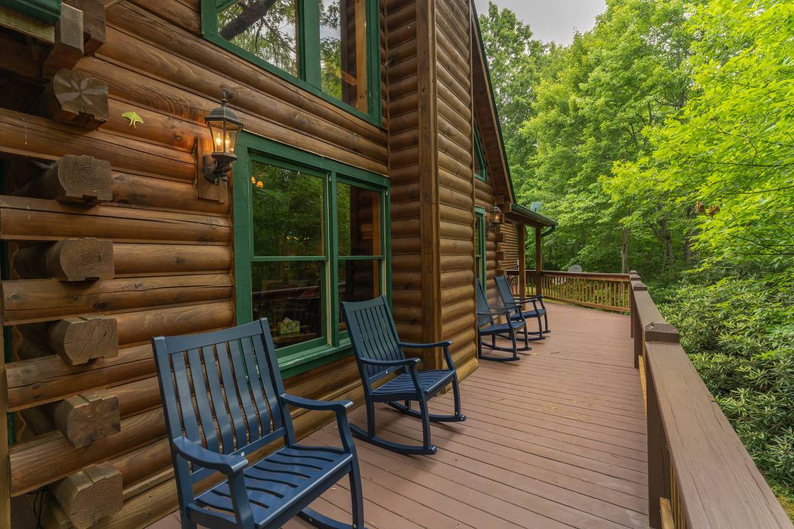 381 M² Cabin ∙ 5 Bedrooms ∙ 14 Guests - North Carolina
