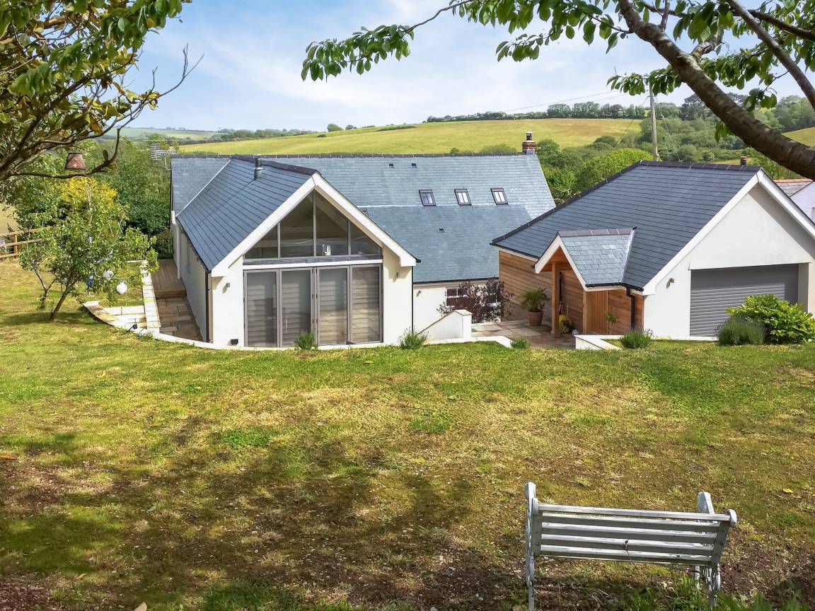 Cottage ∙ 4 Bedrooms ∙ 8 Guests - St Mawes