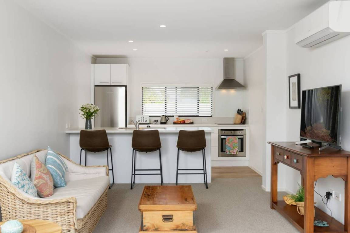 Apartment ∙ 3 Bedrooms ∙ 5 Guests - Mount Maunganui