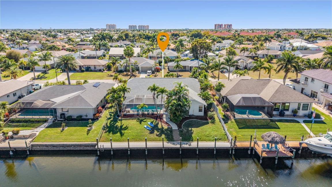 226 M² Ferienhaus ∙ 4 Schlafzimmer ∙ 12 Gäste - Cape Coral, FL