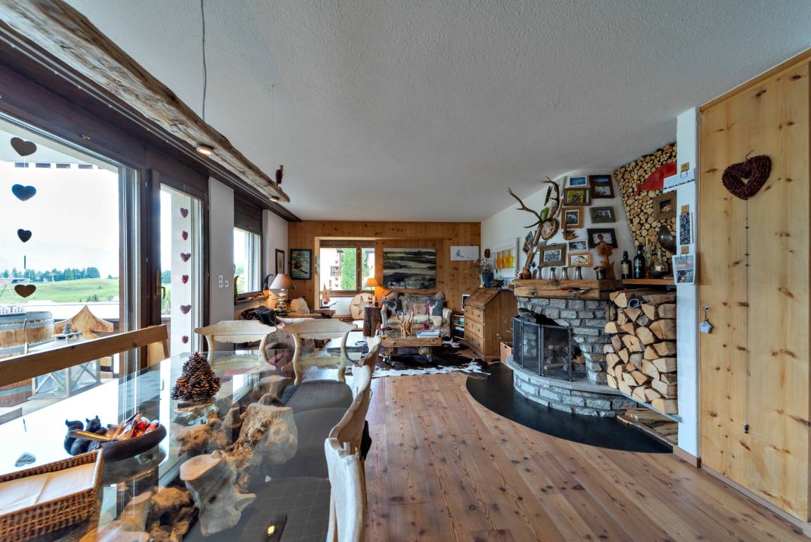 90 M² Ferienwohnung ∙ 2 Schlafzimmer ∙ 5 Gäste - Zuoz