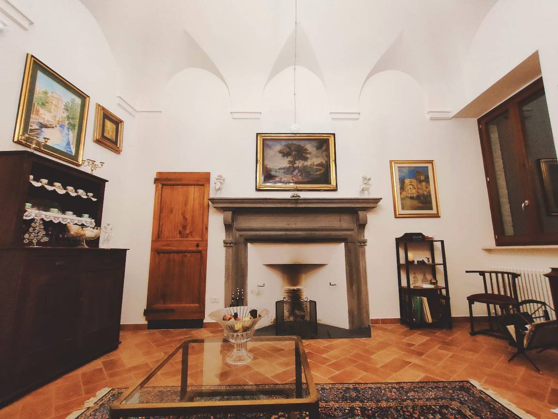 160 M² Apartment ∙ 2 Bedrooms ∙ 4 Guests - Assisi