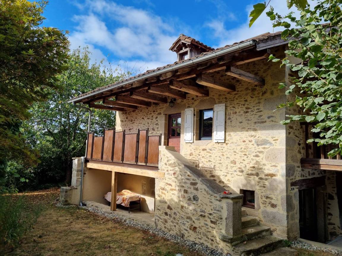 200 M² Gîte ∙ 4 Chambres ∙ 8 Personnes - Figeac