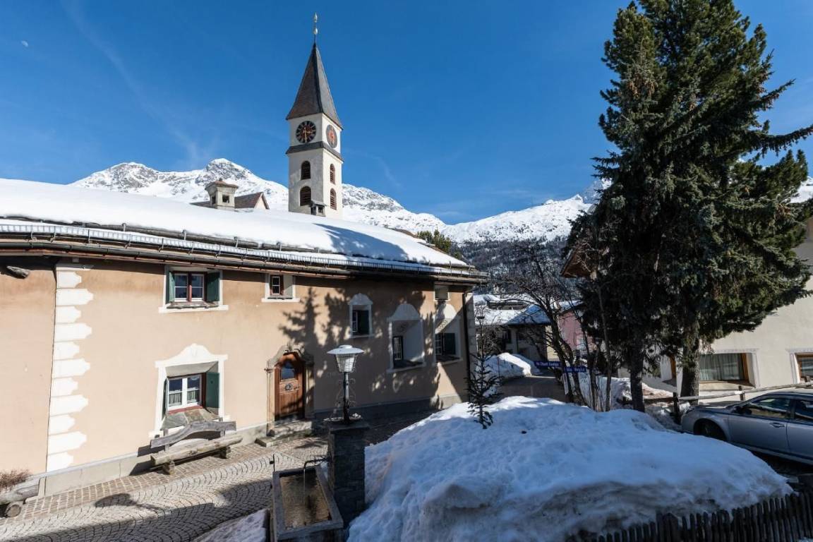 220 M² House ∙ 4 Bedrooms ∙ 7 Guests - Saint Moritz
