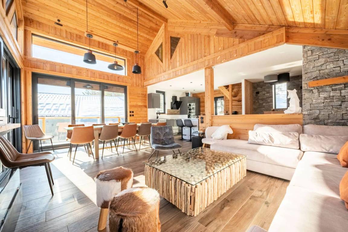 250 M² Chalet ∙ 5 Chambres ∙ 16 Personnes - Allos