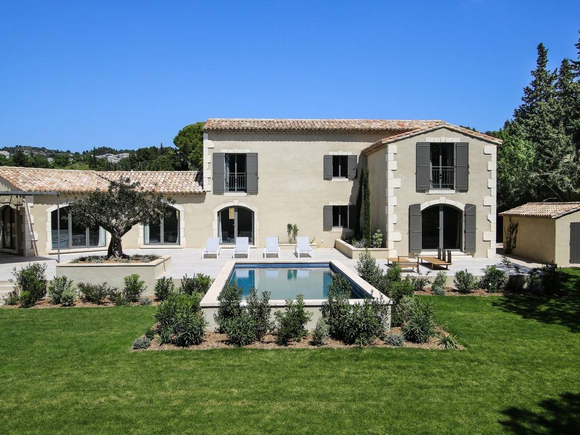 222 M² House ∙ 4 Bedrooms ∙ 8 Guests - Paradou