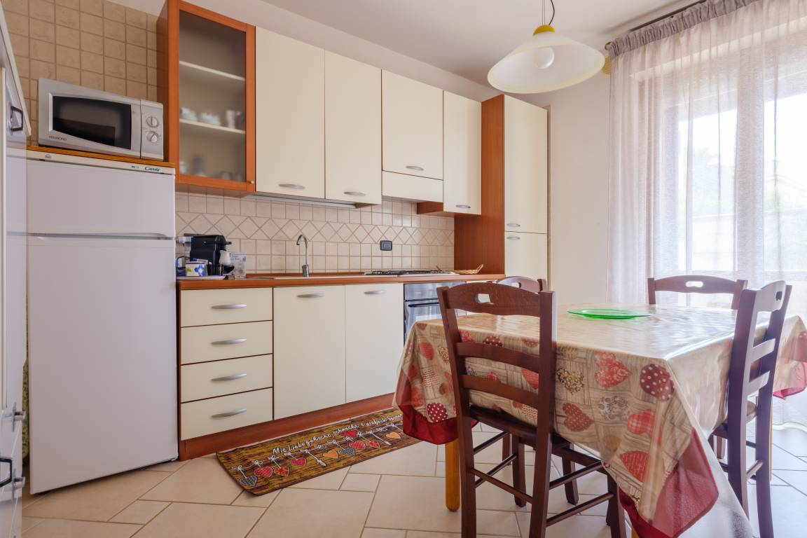 75 M² Apartamento ∙ 1 Habitación ∙ 2 Huéspedes - Bríndisi