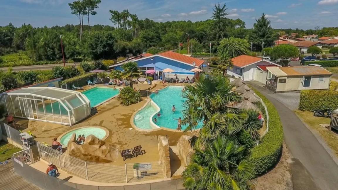 34 M² Camping ∙ 2 Chambres ∙ 6 Personnes - Parentis-en-Born