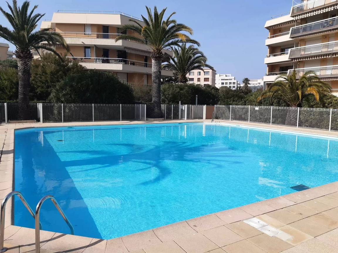 25 M² Studio ∙ 1 Schlafzimmer ∙ 4 Gäste - Fréjus