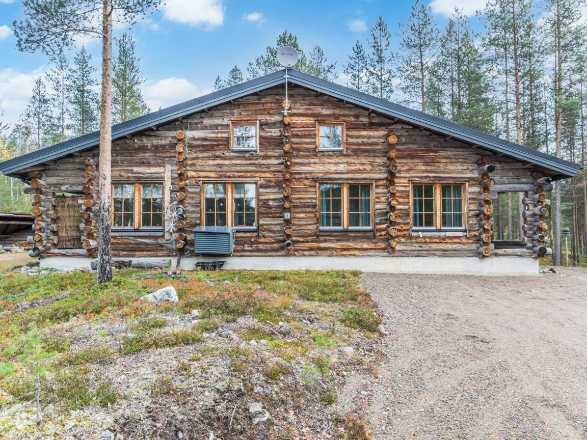 75 M² House ∙ 2 Bedrooms ∙ 8 Guests - Rovaniemi