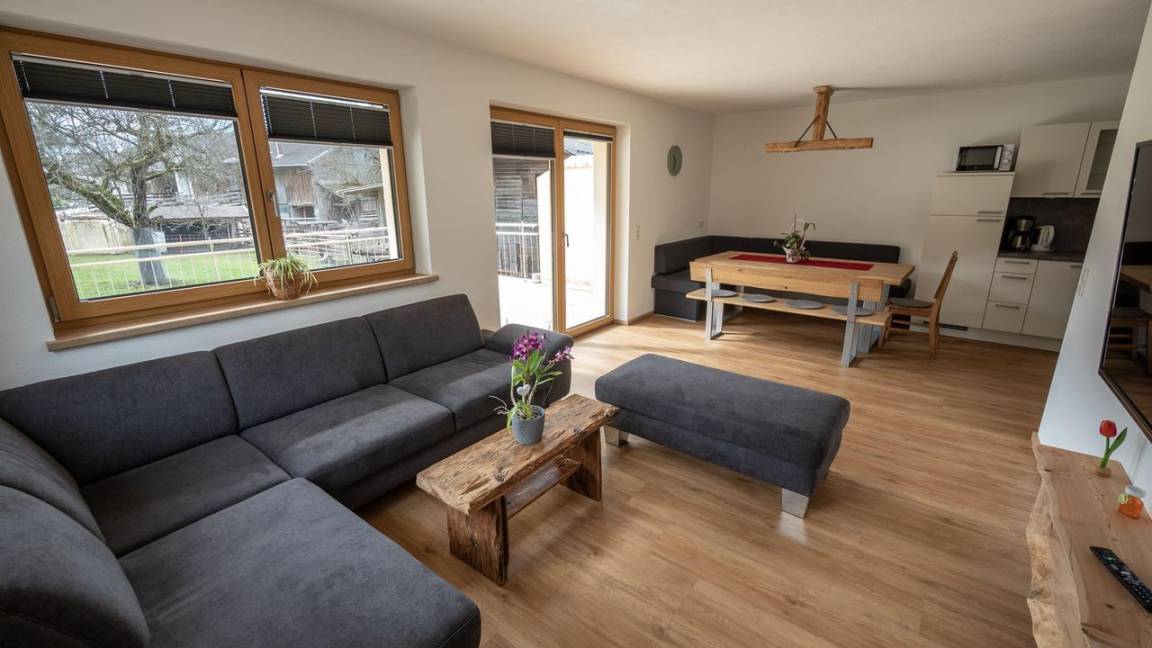 100 M² Apartment ∙ 3 Bedrooms ∙ 7 Guests - Kaltenbach