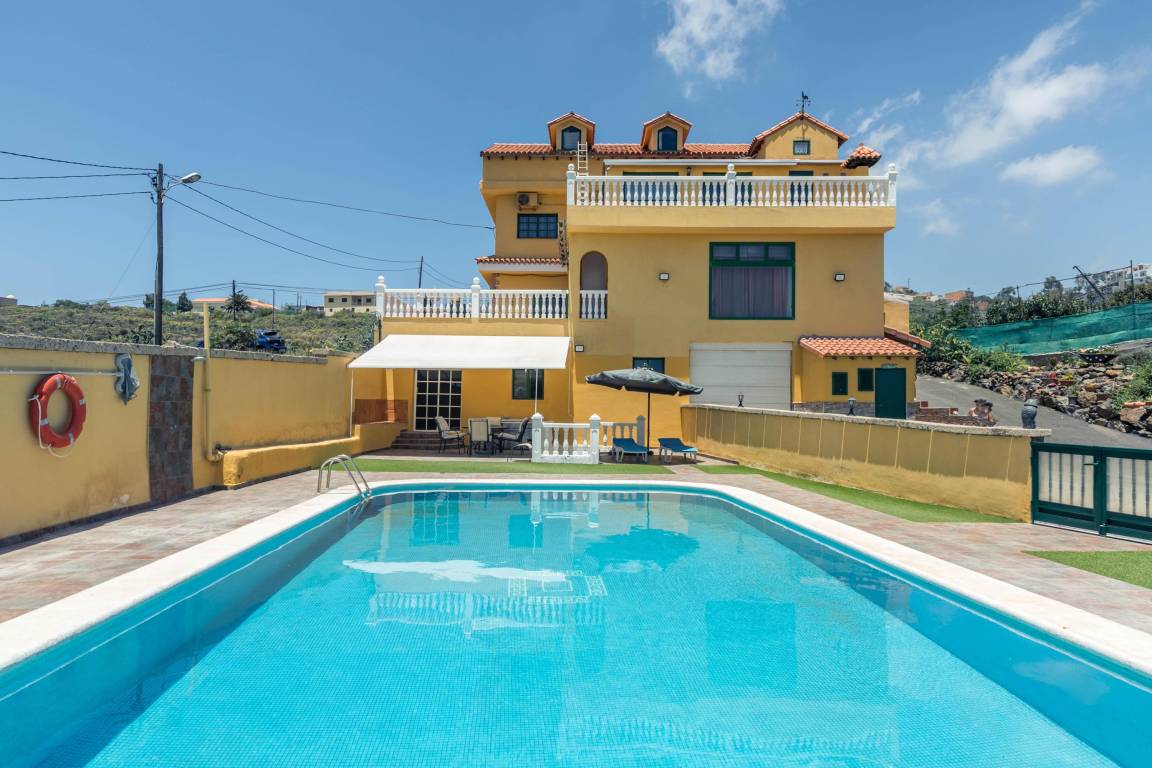 120 M² Apartment ∙ 2 Bedrooms ∙ 4 Guests - Vilaflor, Santa Cruz de Tenerife