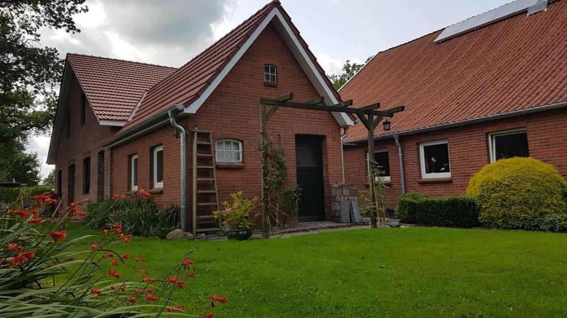 110 M² Ferienwohnung ∙ 3 Schlafzimmer ∙ 6 Gäste - Apen