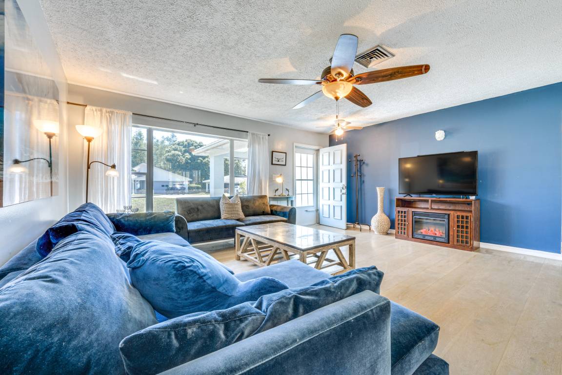 137 M² House ∙ 2 Bedrooms ∙ 13 Guests - Lake Wales, FL