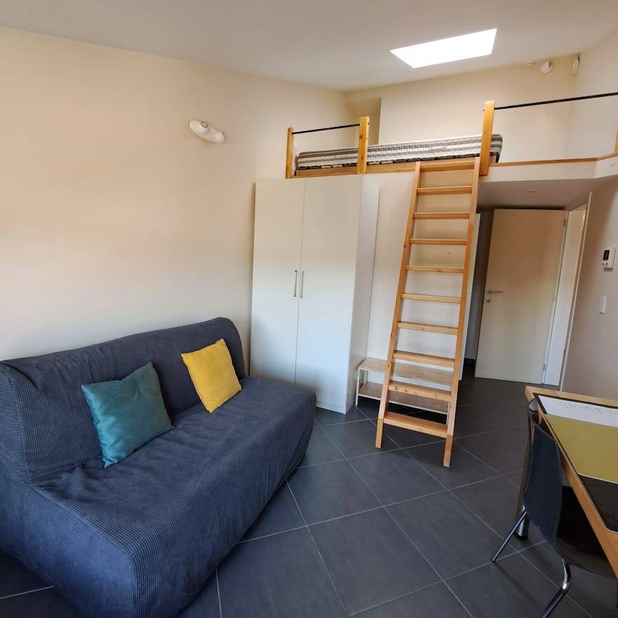 20 M² Chambre Privée ∙ 1 Chambre ∙ 3 Personnes - Seraing