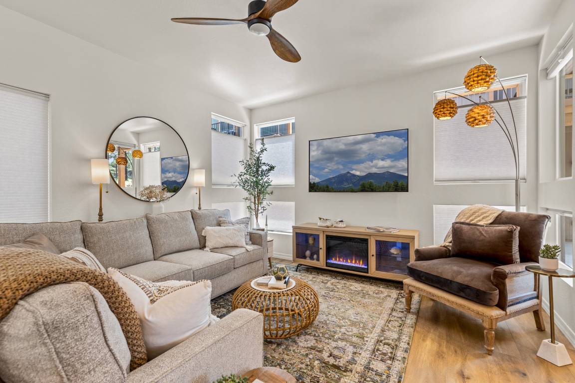 102 M² Bungalow ∙ 2 Bedrooms ∙ 4 Guests - Flagstaff, AZ