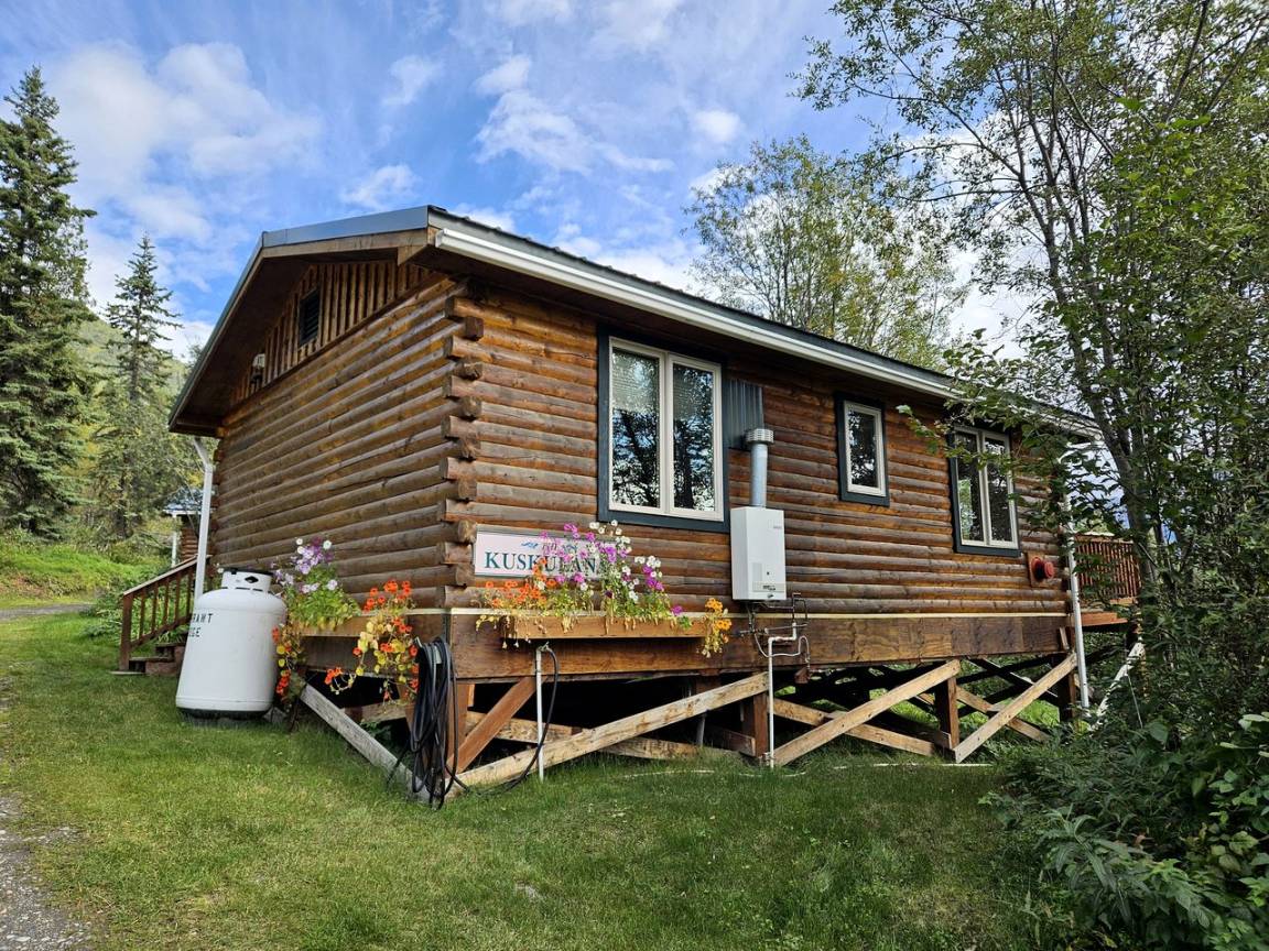 House ∙ 1 Bedroom ∙ 6 Guests - Wrangell-St. Elias National Park